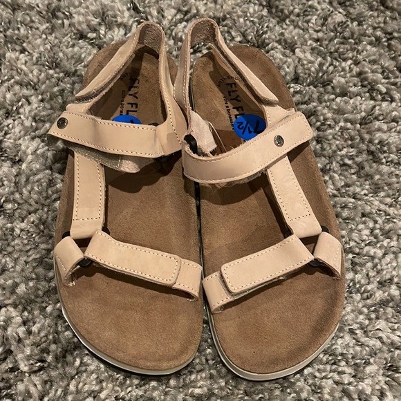 Fly Flot | Shoes | Fly Flot Nwob Cream Leather Sandals Sz 38 | Poshmark